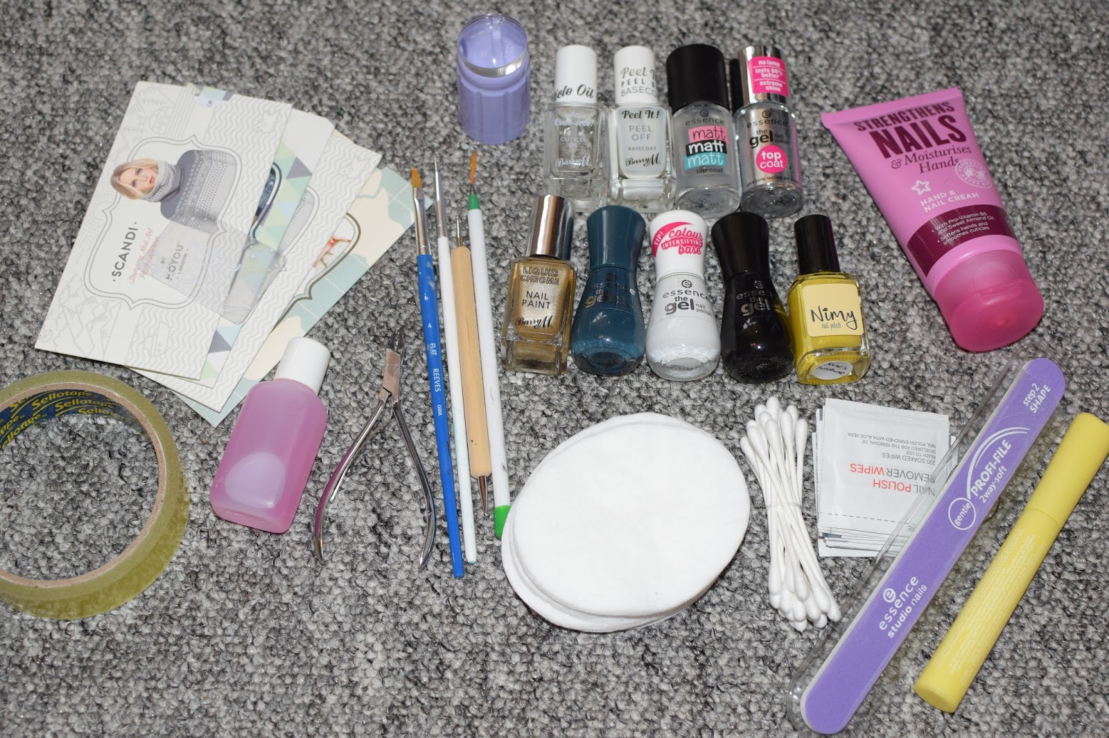 What's In My Nail Travel Bag - Nimy Nails