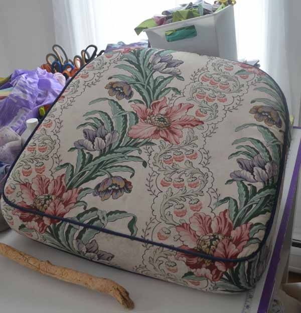 sew sew art: Summer chair cushions