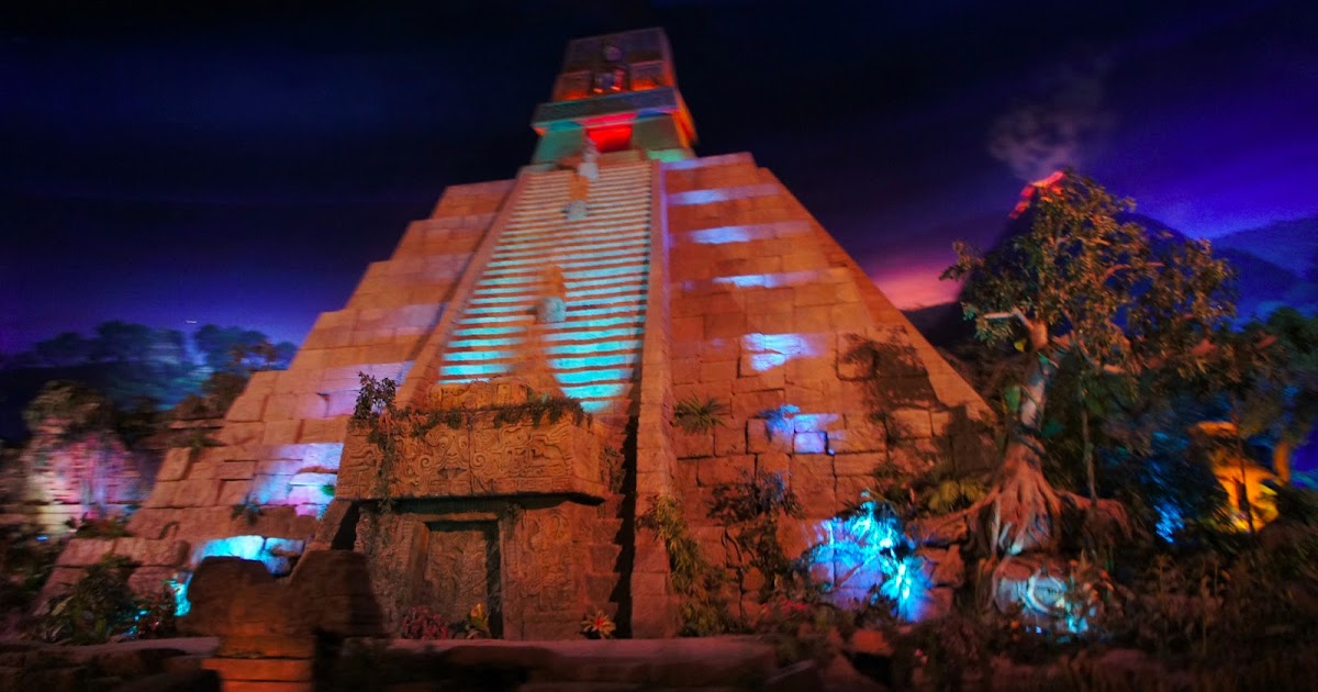Picturing Disney: Epcot World Tour: Mexico Pavilion!