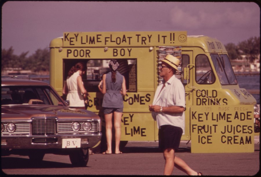 Wonderful Color Photographs Documented Everyday Life in Florida in the ...