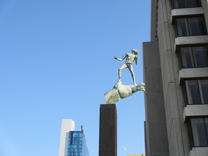 Detroit Video Daily: Hand of God Statue