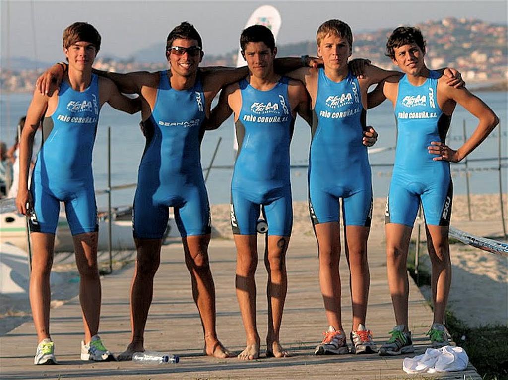 Hot Men Rowing!: July 2011