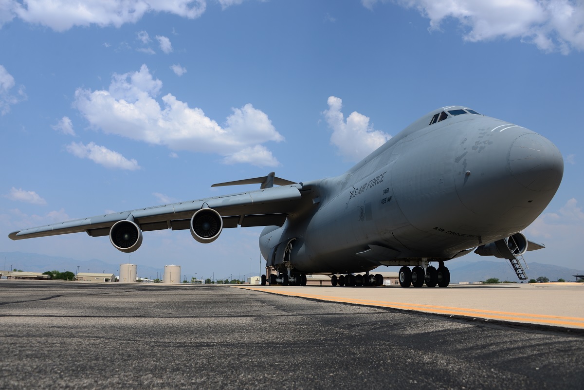 USAF RETIRES ITS LAST C-5A AIRLIFTER