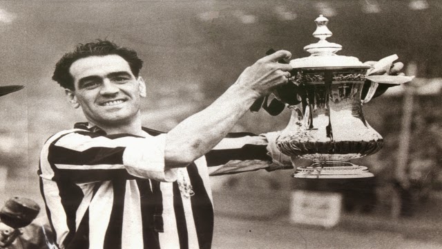 ANOTANDO FÚTBOL *: NEWCASTLE * PARTE 4