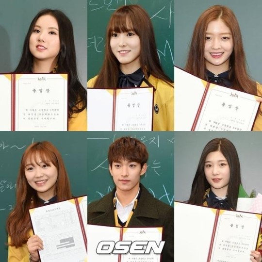 Idol stars graduate high school