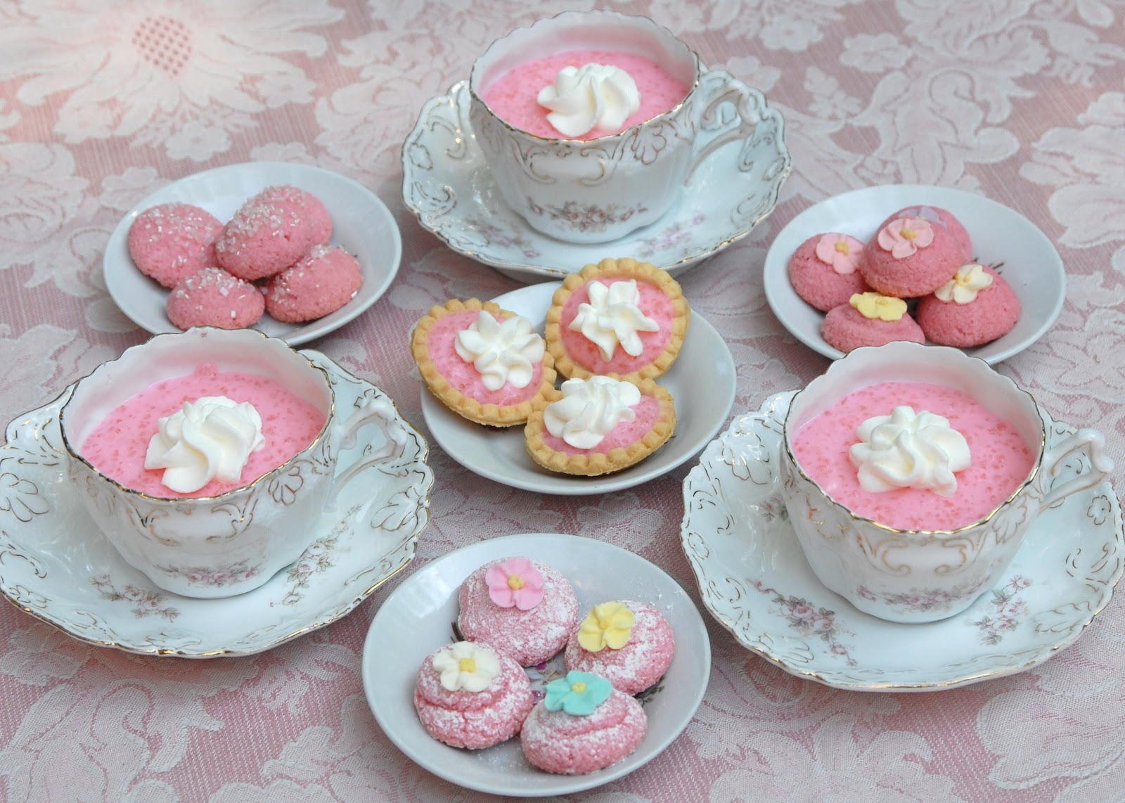 Pink Piccadilly Pastries: Pink Tapioca Tea Party