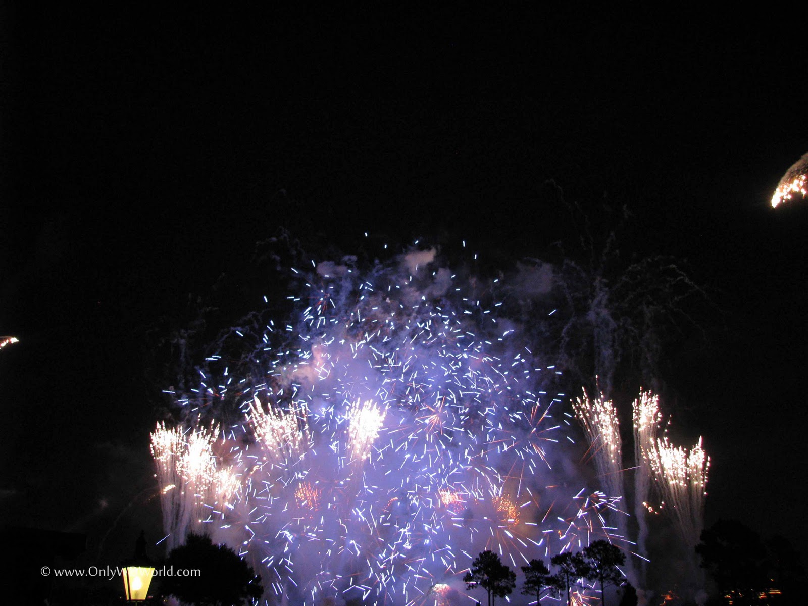 Disney World At Night - IllumiNations: Reflections of Earth | Disney ...