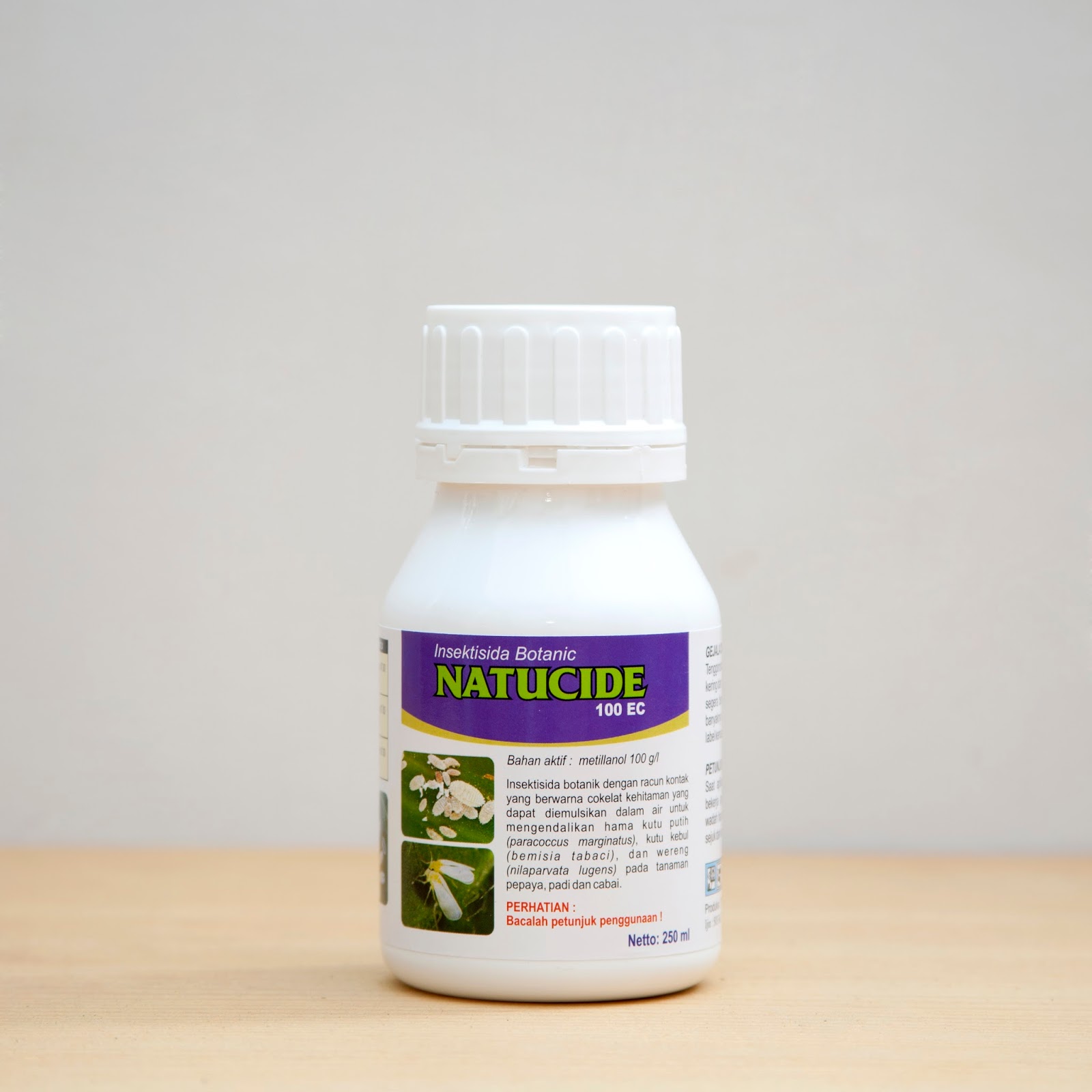 Botanical pesticides ( Pestisida nabati ) : MENGENDALIKAN KUTU KEBUL ...