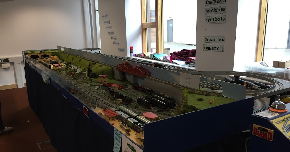 Hornby Dublo 3 Rail: Ray Heard Exhibition - Wimborne 19th & 20th March