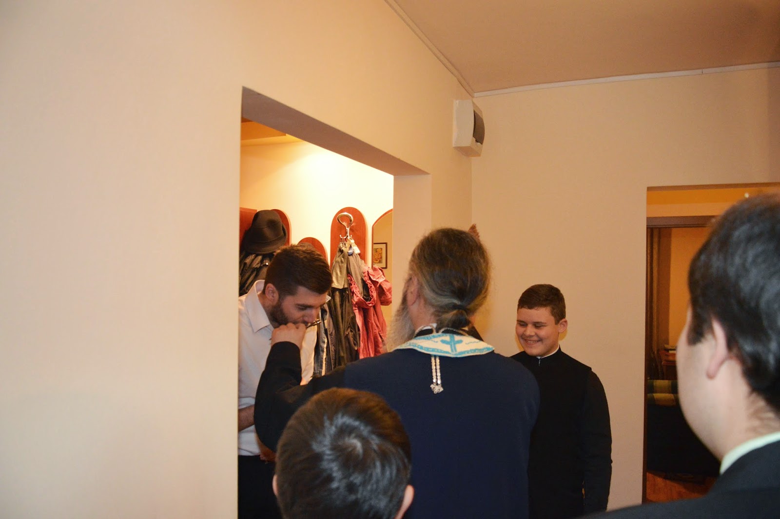 Sfestanie la Casa Familiei Contiu Hadrian! | Dar!