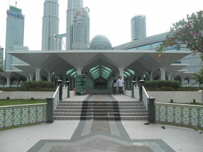 SENI LAMA MELAYU (MALAY OLDEN ART): Masjid (Mosque of) As-Syakirin, KLCC