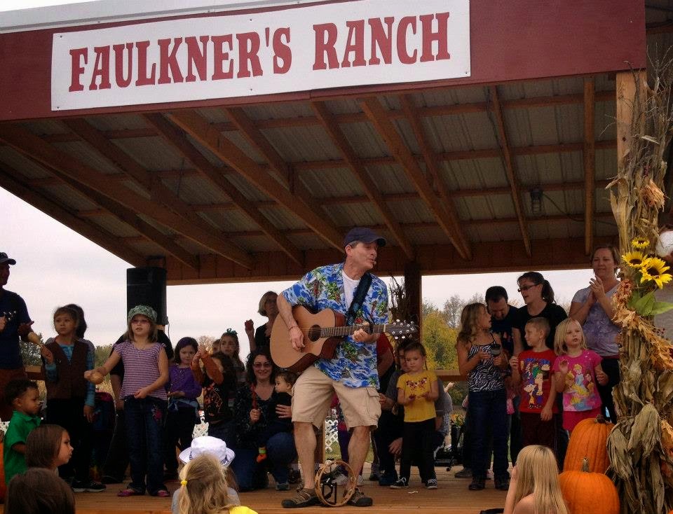 Faulkner's Ranch: Star Spotlight: Mr. Stinky Feet!