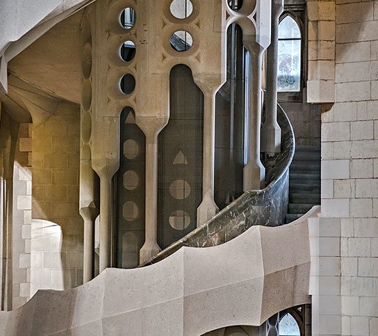 Baúl de Chity: GAUDÍ Y LA GEOMETRÍA
