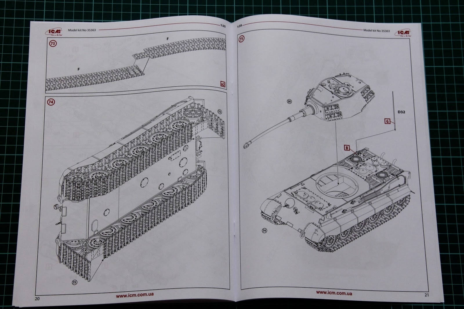 ICM 1/35 Pz.Kpfw.VI Ausf.B Konigstiger (35363) - DetailScaleView