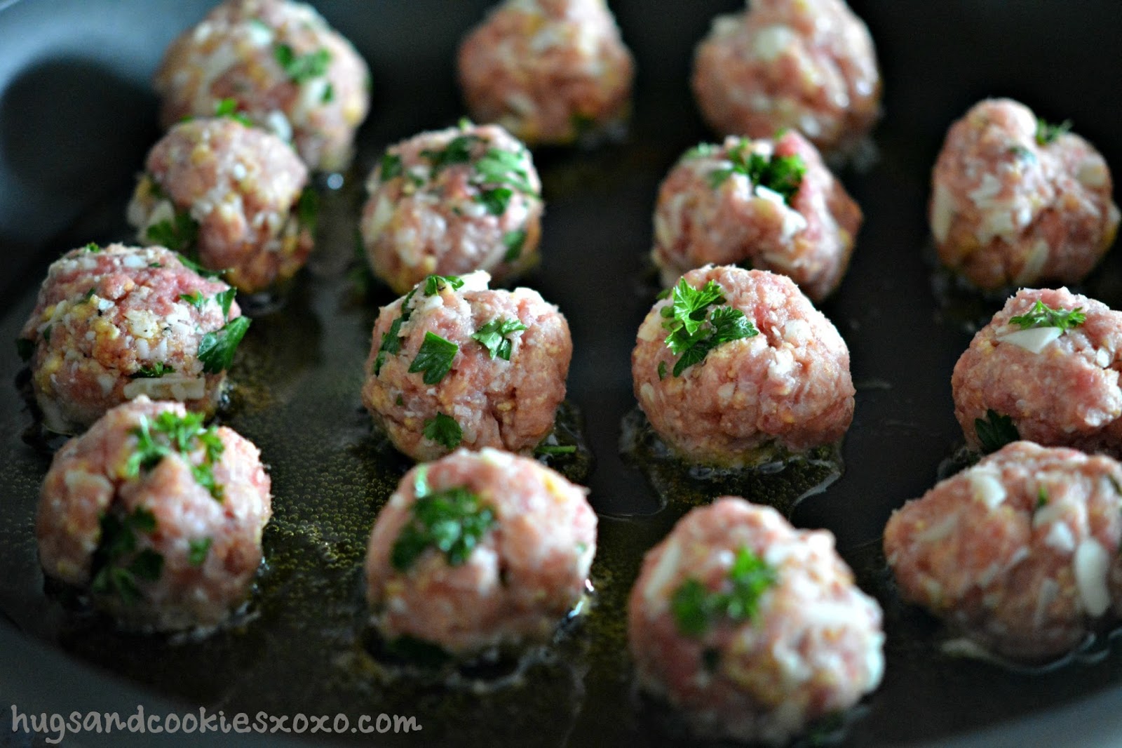 WORLD'S MOST AMAZING MEATBALL PARM!!!!!!! - Hugs and Cookies XOXO