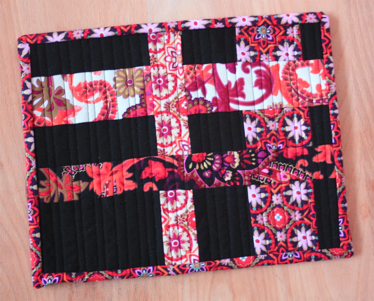 Sew in Love {with Fabric}: Mug Rug Blog Hop: Day 1