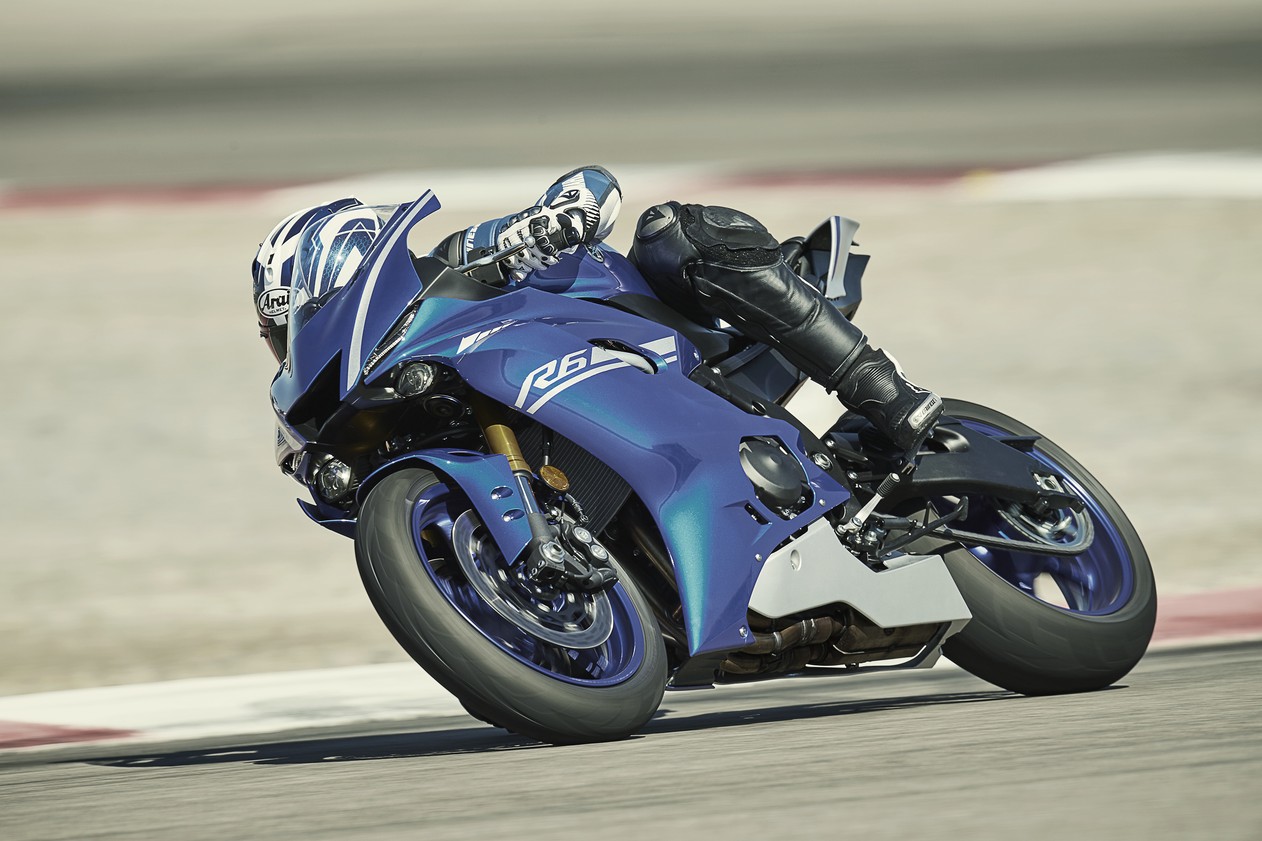 ENEMOTOS: Yamaha revela potência e preço da nova esportiva YZF-R6