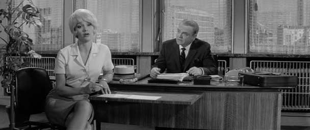 Chroniques du Cinéphile Stakhanoviste: Un, deux, trois - One, Two ...