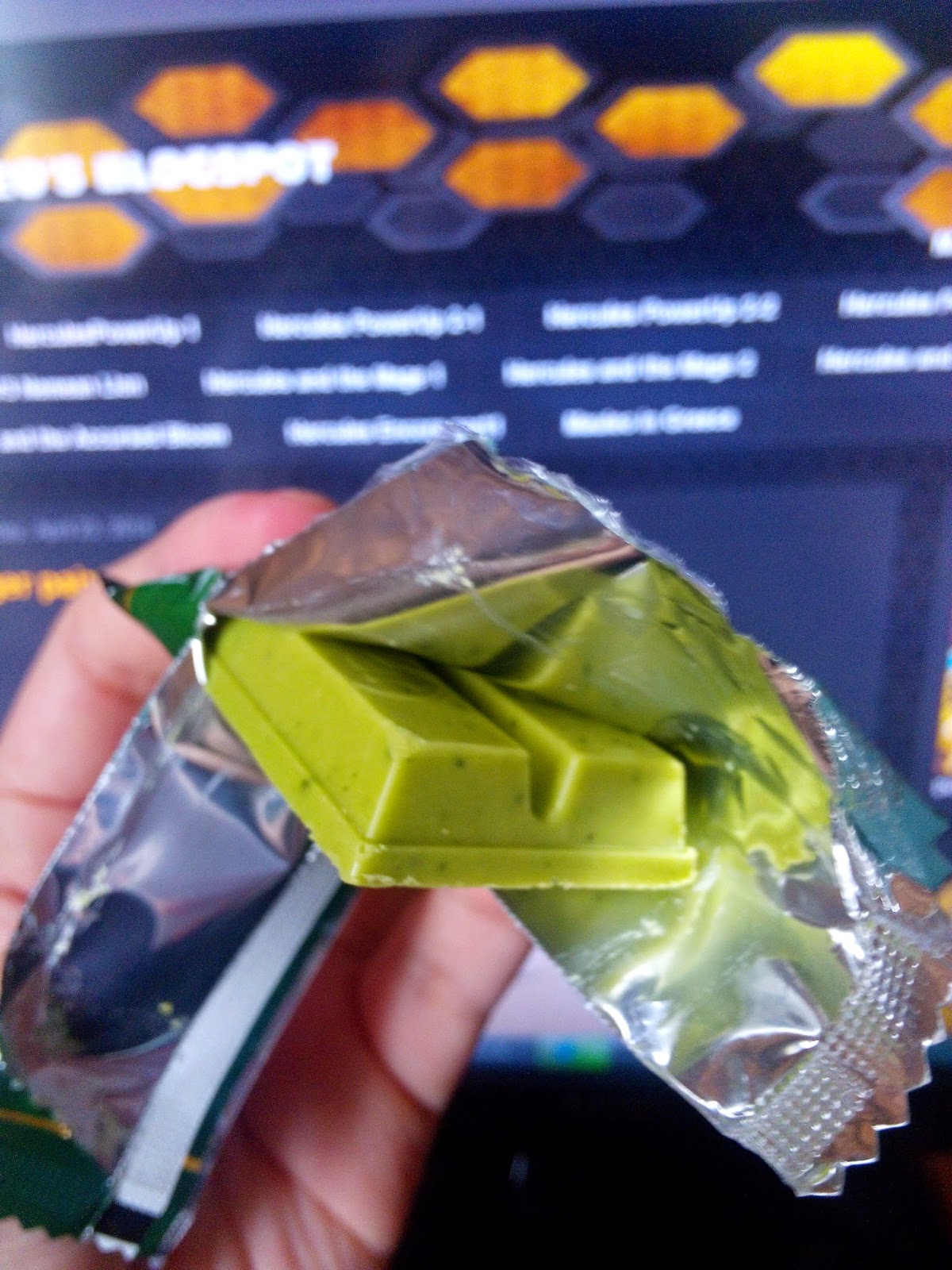 Mauleo.net: Matcha flavored Kitkat