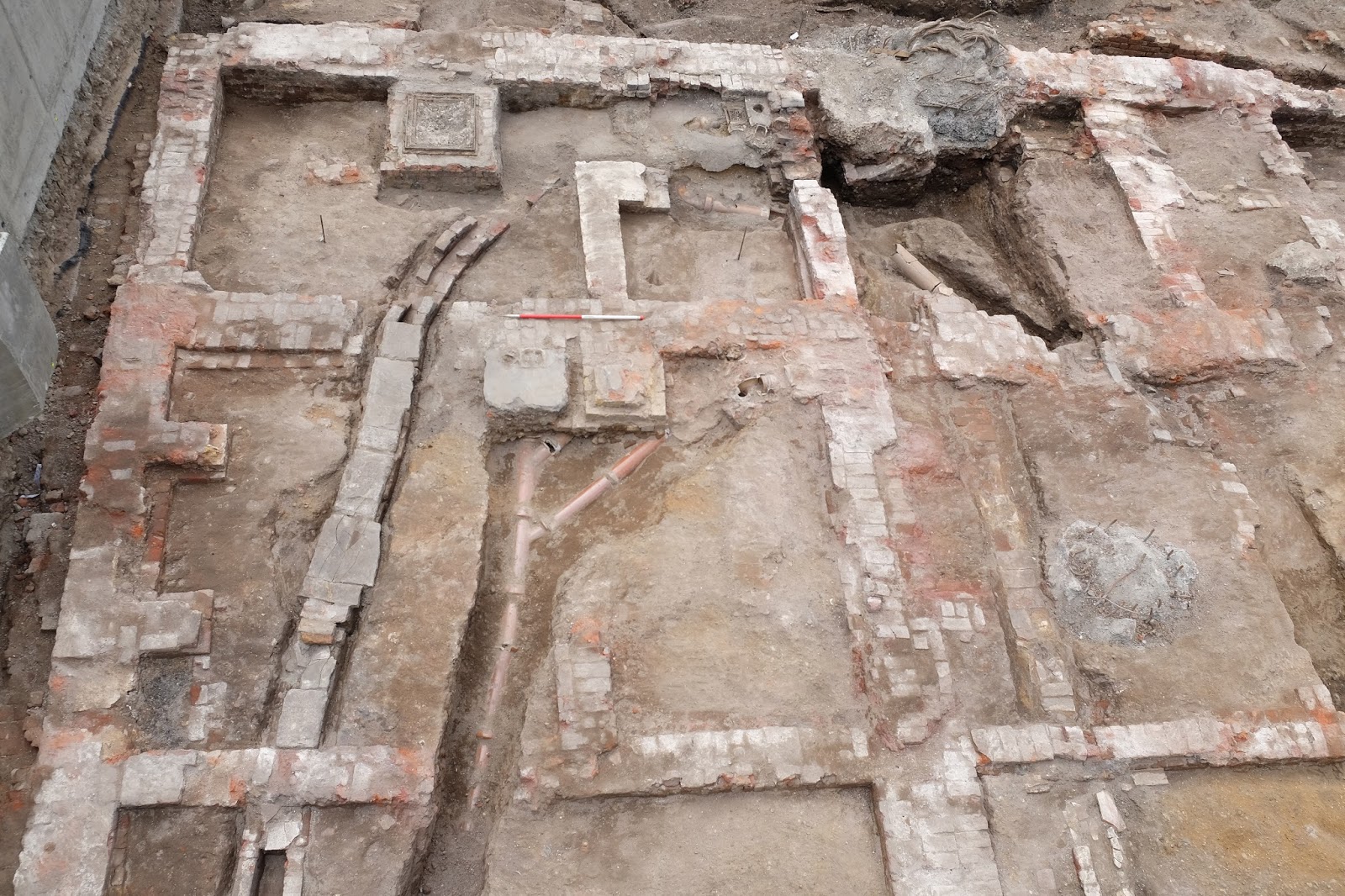 Urban Archaeology: 100 Minories: post-medieval drains and sewers…