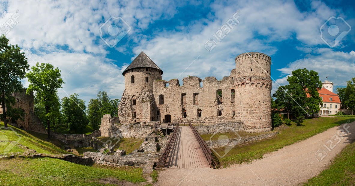 MI PARAISO ESCONDIDO: Ruinas del Castillo Hermoso de Livonia.
