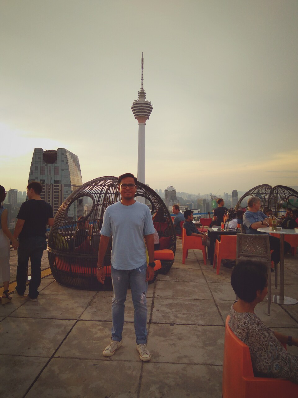 cerita merepek meraban: FENDIxKL | HELIPAD LOUNGE, MENARA KH KUALA LUMPUR