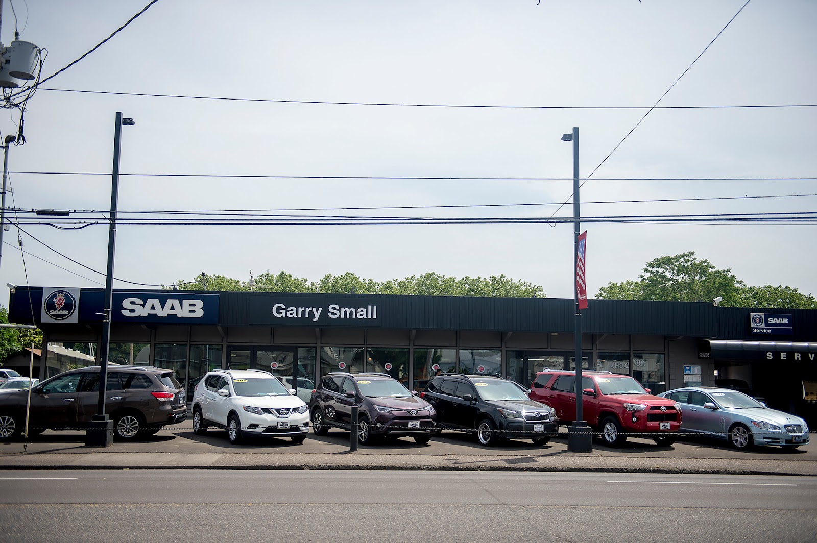 Tamerlane's Thoughts: A Saab dealership in Portland