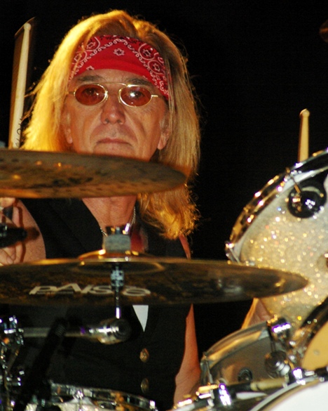 Classic Rock Here And Now: Roger Earl Interview: ‘Foghat’ Legend Talks ...