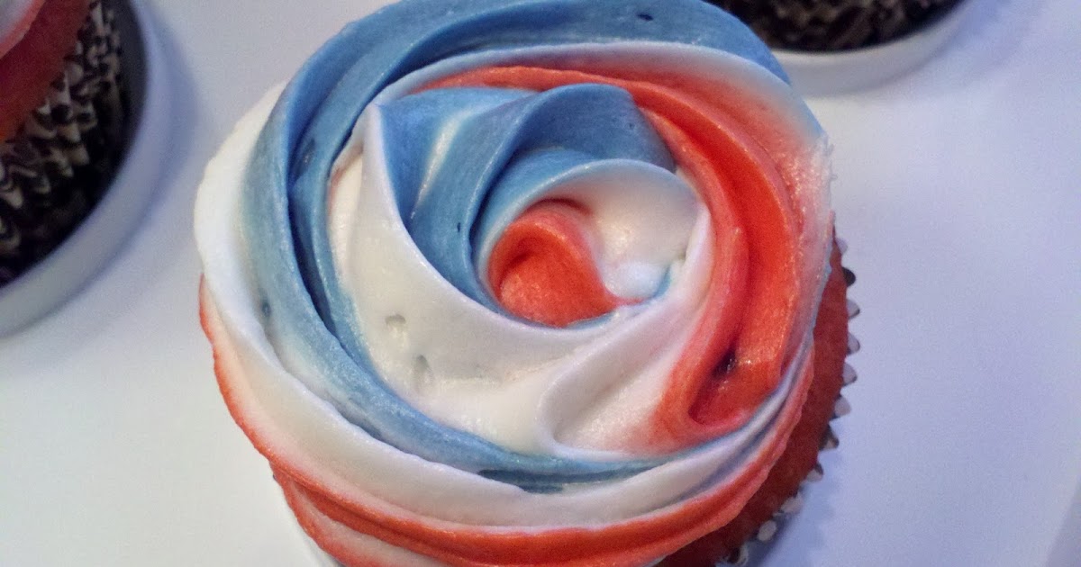 A Delicious Melody: Patriotic Cupcakes (and Multi-Colored Frosting ...