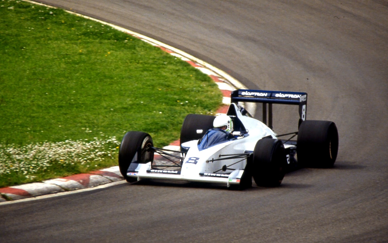 Memória F1: Piloto Memorável 19# - Stefano Modena