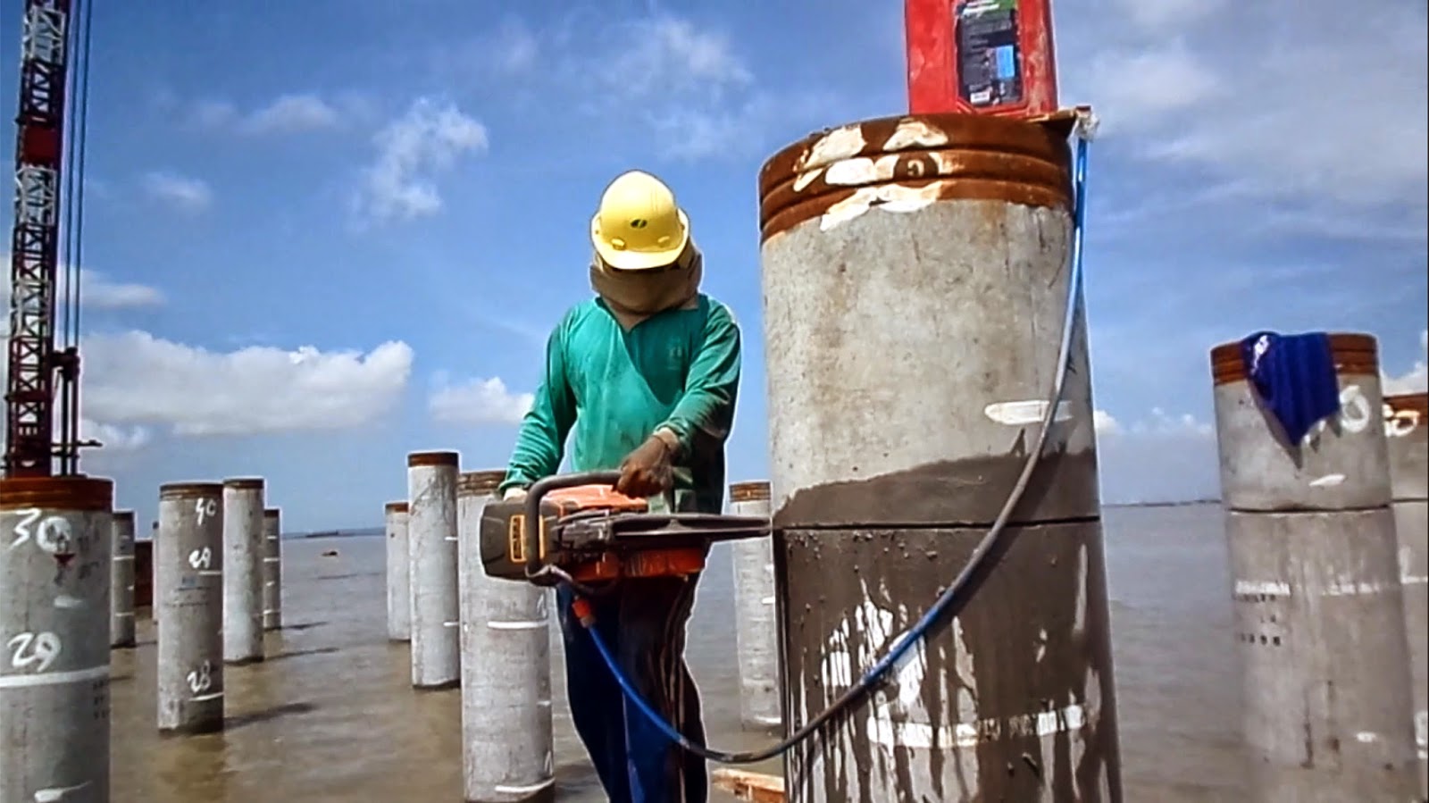 Mesin Potong Tiang Pancang( Spun Pile, Square Pile )