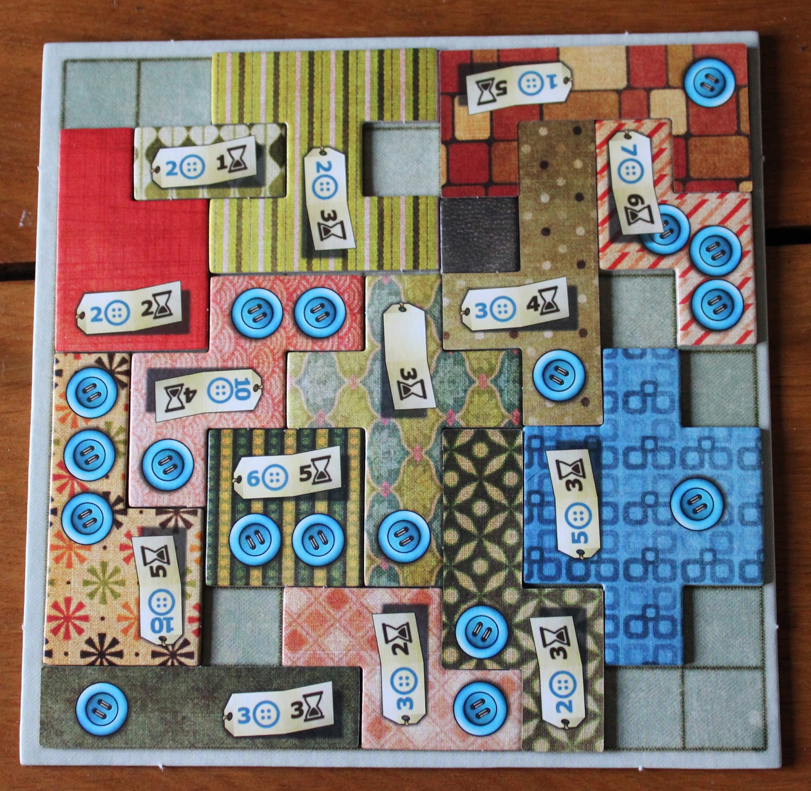 Random Nerdery: Cardboard - Patchwork board game review