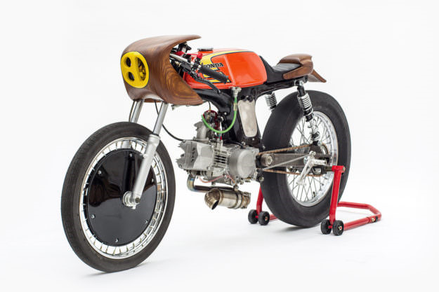 BLACK CAT garage : Honda 67 cafe racer