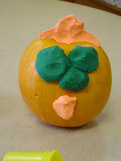The Very Hungry Preschoolers: Pumpkin Playdough Decorating