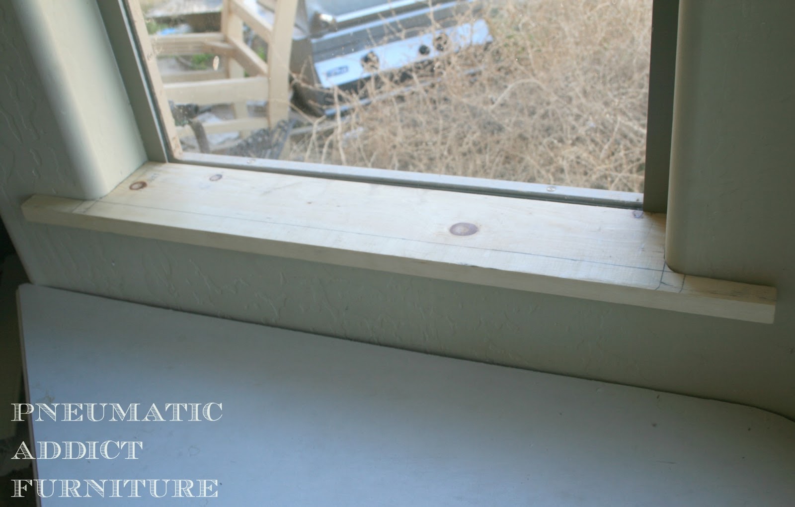Putting on Eyeliner: DIY Window Trim | Pneumatic Addict