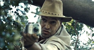 Horror Shock LoliPOP: Movie Reviews: Surviving Evil (2009)