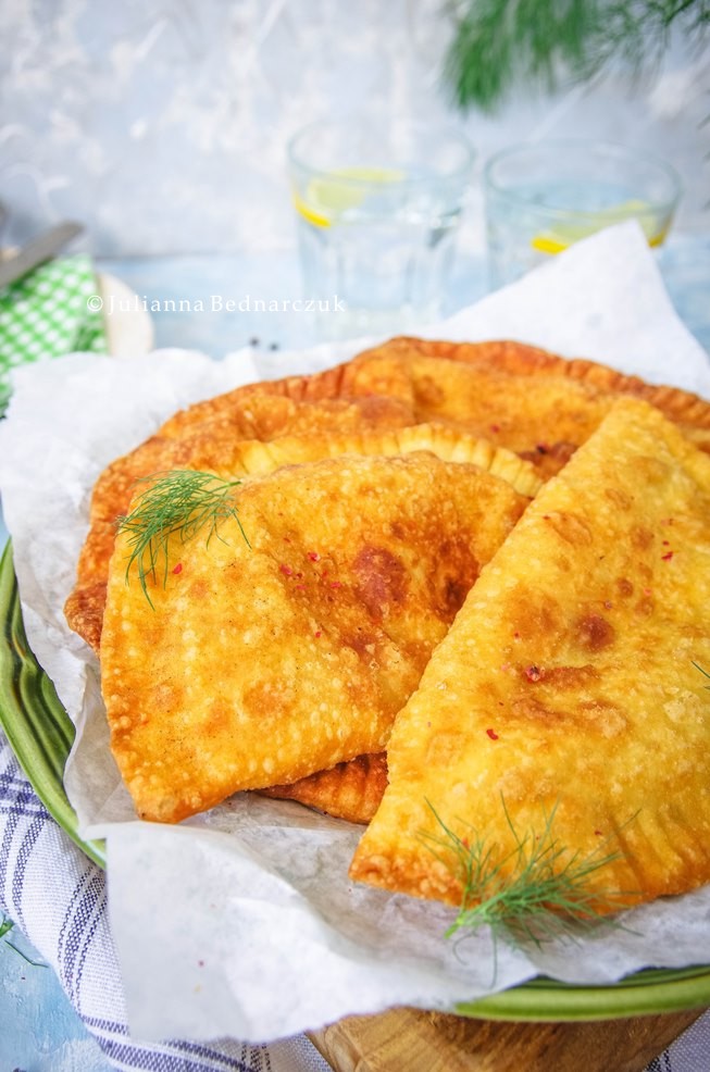 Obiad gotowy!: Czebureki z mięsem