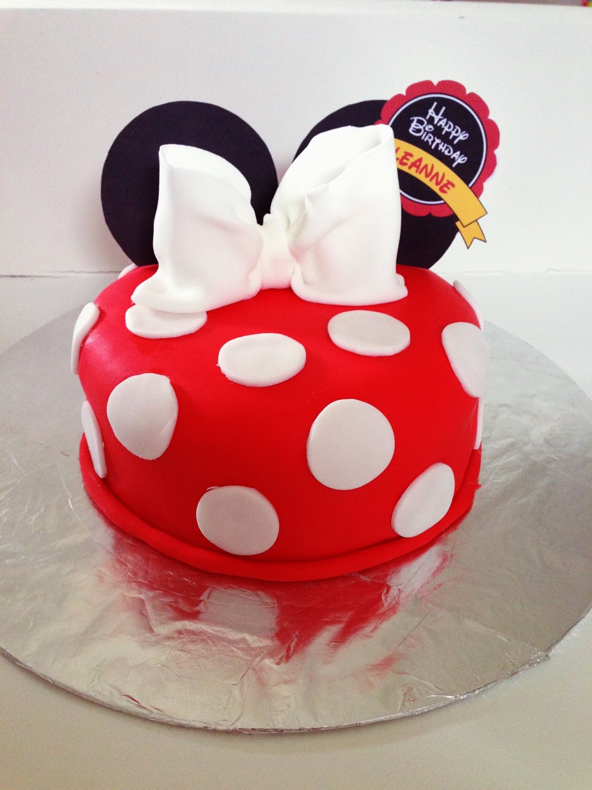 Lazy Cupcakes Minnie Mouse Birthday Cake lazy-cupcakes-minnie-mouse-birthday-cake