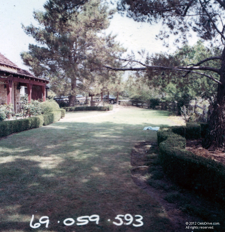 RETRO KIMMER'S BLOG: SHARON TATE MURDERS AT 10050 CIELO DRIVE AUGUST 1969