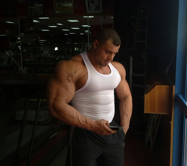 Muscle Lover: Syrian Super-Heavyweight bodybuilder Wissam Ibrahim (2)