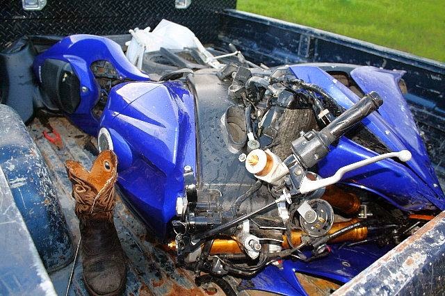 See Best Style: Yamaha R1 crash with good END