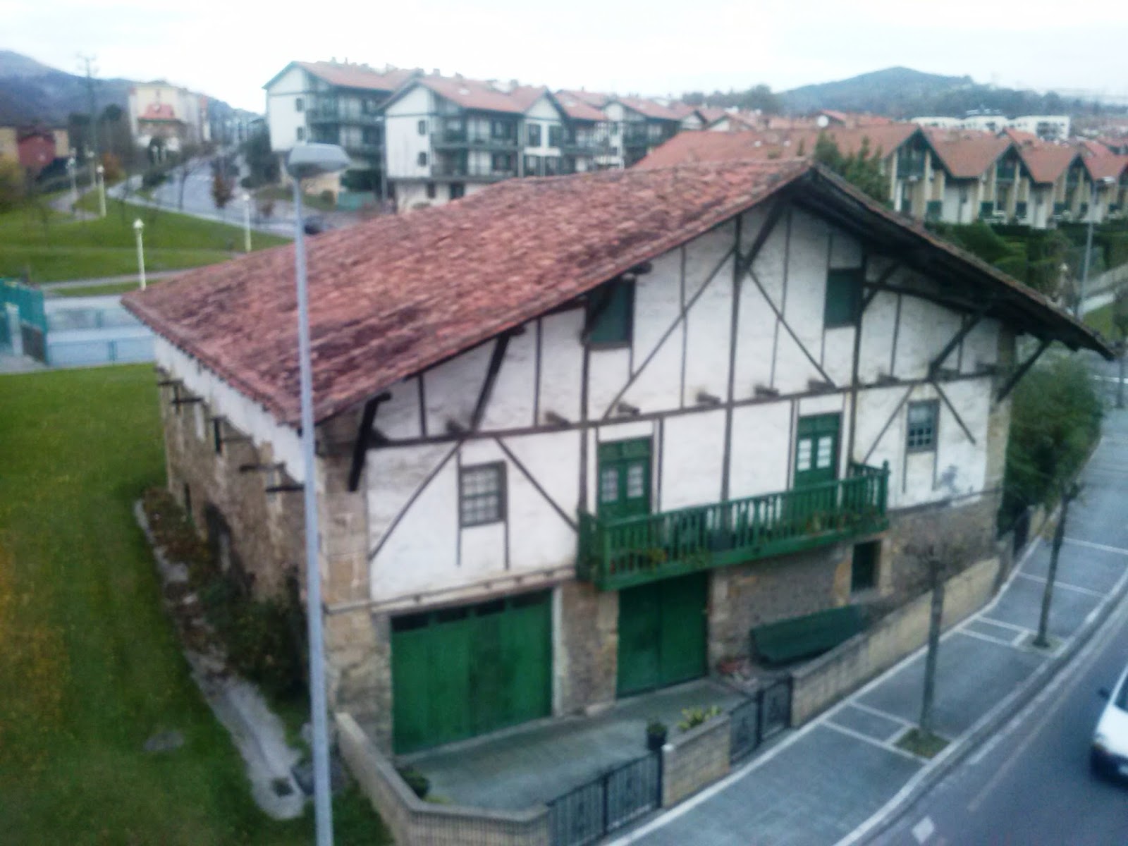 anetismo: ARRIGORRIAGA - LAUDIO por la montaña (26 kms)