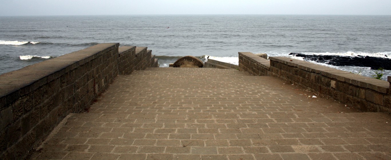 Mumbai Daily: Steps
