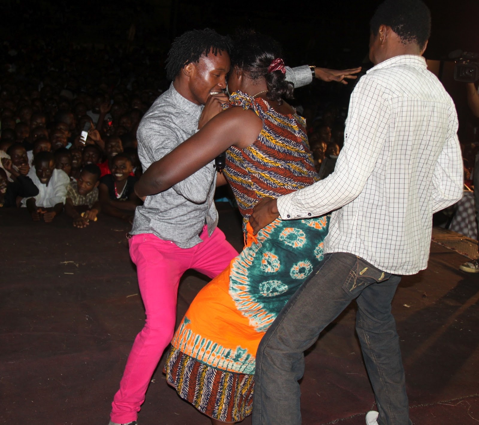 TANZANIA ONE: MAPOZI TATA KATIKA MAKAMUZI YA SERENGETI FIESTA 2012