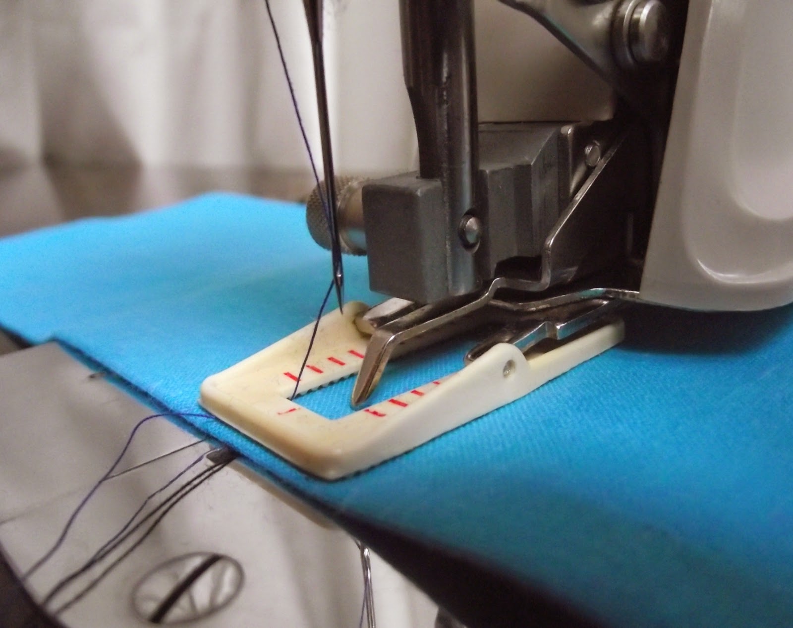 Lizzie Lenard Vintage Sewing: How to Use the Mystery Buttonholer