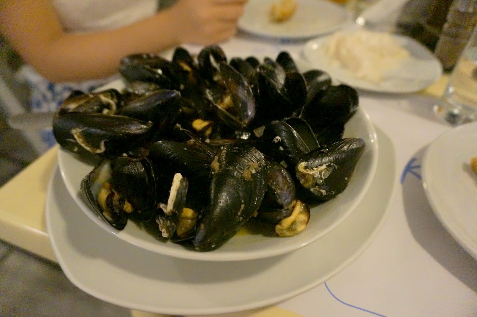 24 Hours in Paros & Video Diary