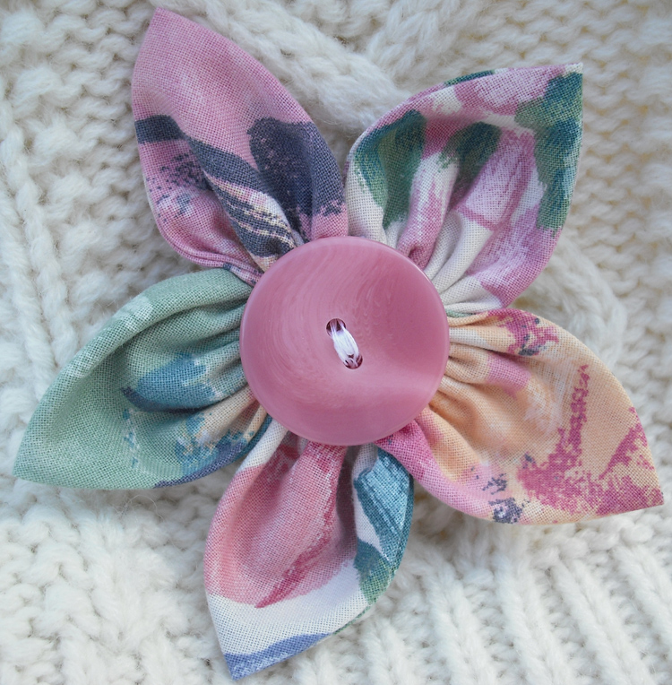 A Moment in Time: Fabric Flower Button Brooches