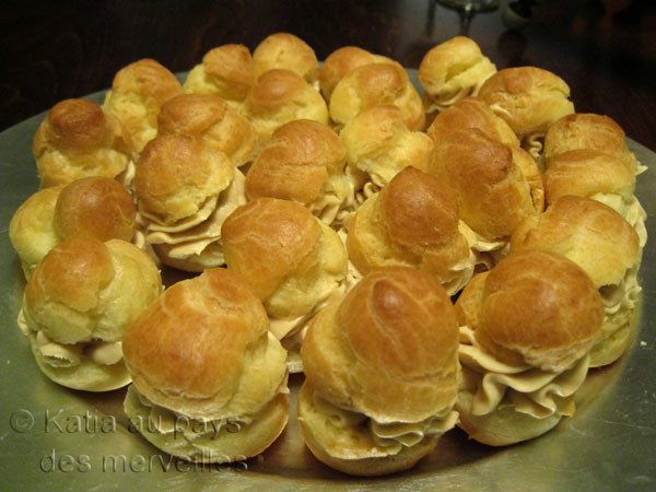 Katia au pays des merveilles: Mini choux à la pâte de spéculoos
