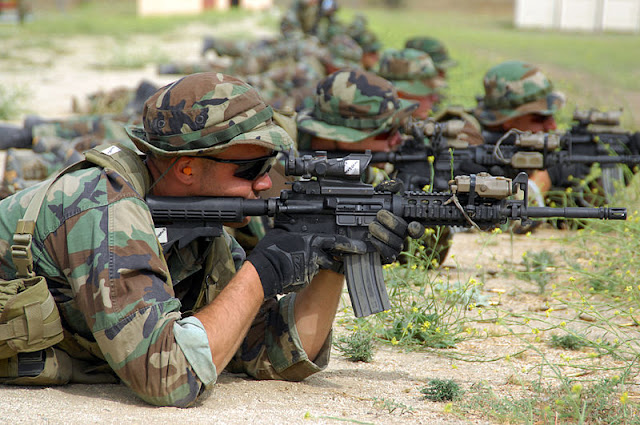 Defensa y Armas: M16: El fusil ideal para reemplazar al FAL