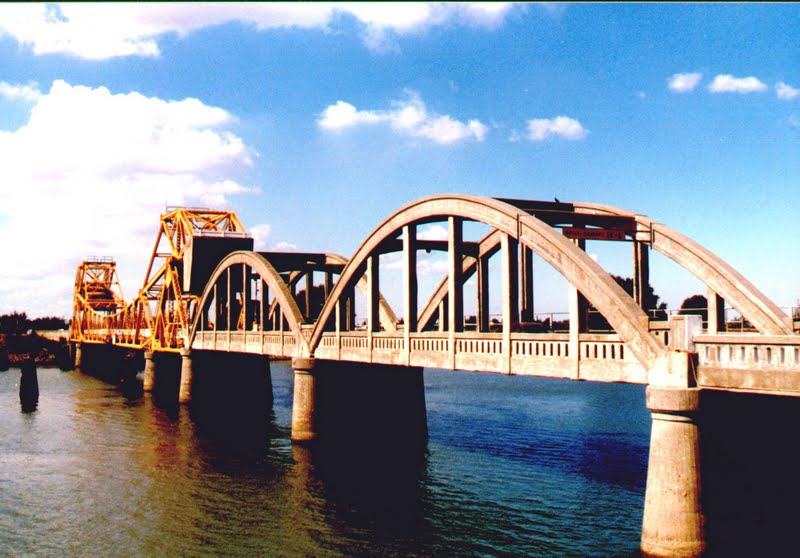 Bridge of the Week: Movable Bridges - Isleton Bridge (2)